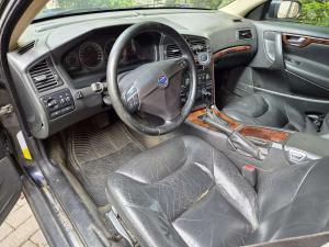 Zils Volvo V70 2008 Trakai, ar dzinēja tilpumu 2.44 L un nobraukumu 366 tūkst. km par 1570 €, foto 7 vietnē AUTOMOTO.COM.LV