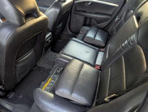 Zils Volvo V70 2008 Viļņa, ar dzinēja tilpumu 2.40 L un nobraukumu 475 tūkst. km par 3399 €, foto 14 vietnē AUTOMOTO.COM.LV