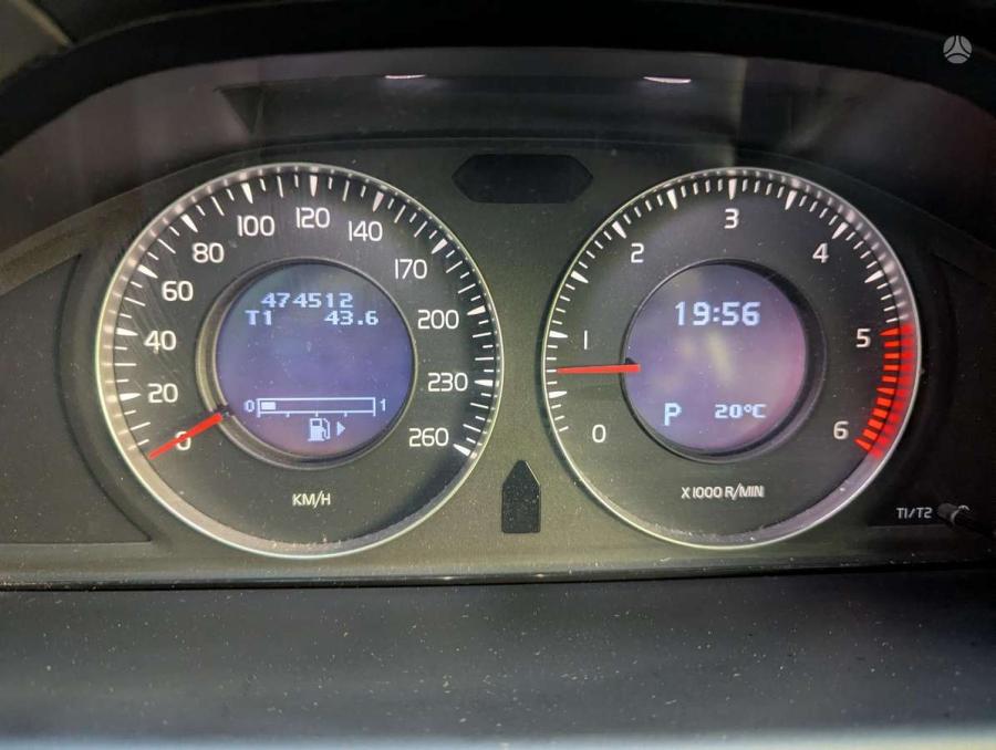 Zils Volvo V70 2008 Viļņa, ar dzinēja tilpumu 2.40 L un nobraukumu 475 tūkst. km par 3399 €, foto 21 vietnē AUTOMOTO.COM.LV