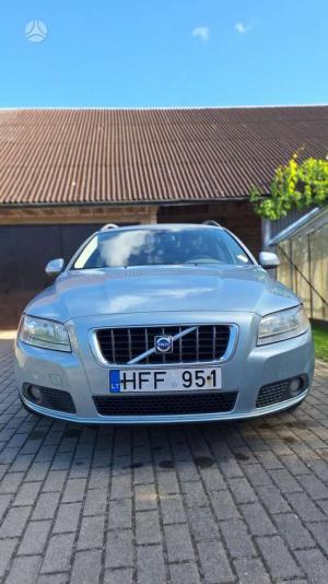 Blue Volvo V70 2008 in Taurage, with an engine capacity of 2.40 L and mileage of 324 thousand km for 1950 €, photo  on AUTOMOTO.COM.LV