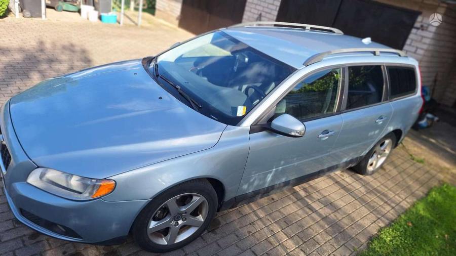 Zils Volvo V70 2008 Tauragė, ar dzinēja tilpumu 2.40 L un nobraukumu 324 tūkst. km par 1950 €, foto 12 vietnē AUTOMOTO.COM.LV