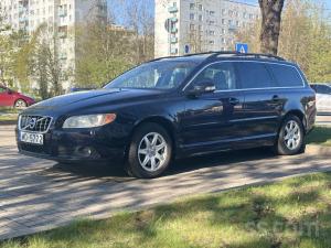 Blue Volvo V70 2009 in Riga, with an engine capacity of 2.40 L and mileage of 381 thousand km for 4800 €, photo 2 on AUTOMOTO.COM.LV