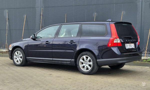 Blue Volvo V70 2009 in Vilnius, with an engine capacity of 2.00 L and mileage of 269 thousand km for 3000 €, photo 6 on AUTOMOTO.COM.LV