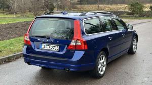 Blue Volvo V70 2009 in Raseiniai, with an engine capacity of 2.40 L and mileage of 329 thousand km for 5900 €, photo 7 on AUTOMOTO.COM.LV