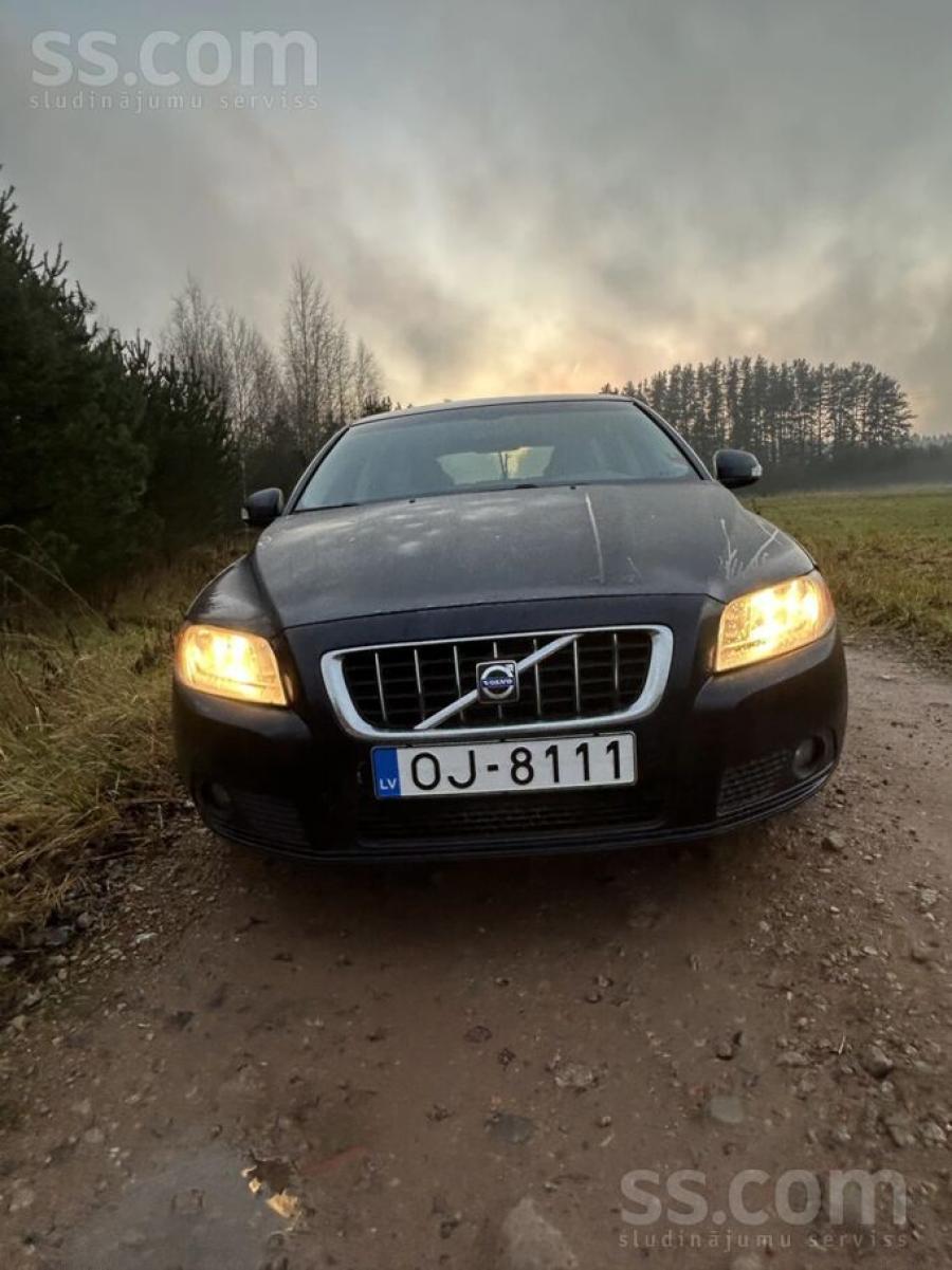 Blue Volvo V70 2009 in Ludza, with an engine capacity of 2.00 L and mileage of 417 thousand km for 3800 €, photo 12 on AUTOMOTO.COM.LV