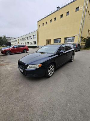 Blue Volvo V70 2009 in Kaunas, with an engine capacity of 2.00 L and mileage of 310 thousand km for 2700 €, photo  on AUTOMOTO.COM.LV