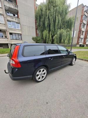 Blue Volvo V70 2009 in Kaunas, with an engine capacity of 2.00 L and mileage of 310 thousand km for 2700 €, photo 3 on AUTOMOTO.COM.LV