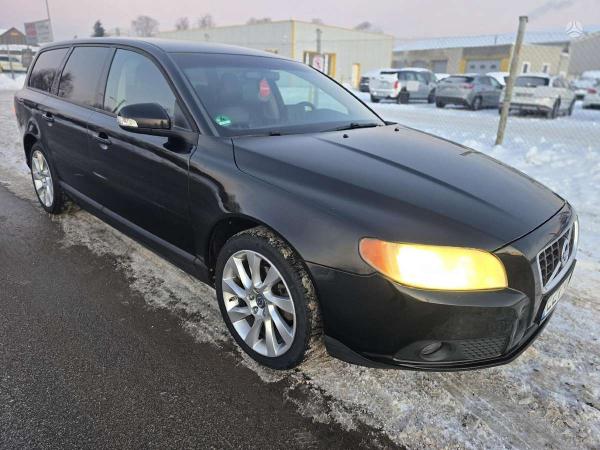 Zils Volvo V70 2009 Tauragė, ar dzinēja tilpumu 2.00 L un nobraukumu 340 tūkst. km par 2600 €, foto 7 vietnē AUTOMOTO.COM.LV