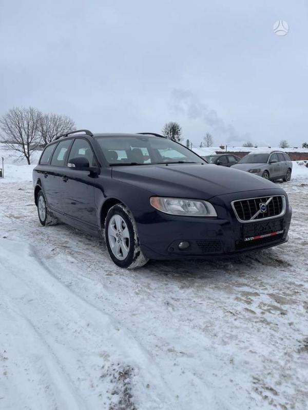 Zils Volvo V70 2009 Kauņa, ar dzinēja tilpumu 2.00 L un nobraukumu 350 tūkst. km par 2450 €, foto 1 vietnē AUTOMOTO.COM.LV