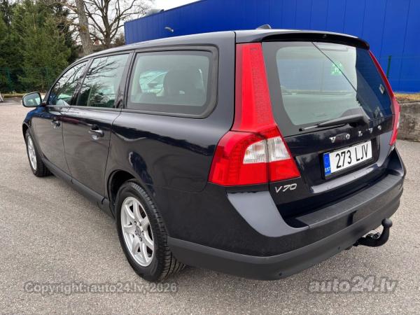 Blue Volvo V70 2009 in Paide, with an engine capacity of 2.40 L and mileage of 349 thousand km for 5390 €, photo 4 on AUTOMOTO.COM.LV
