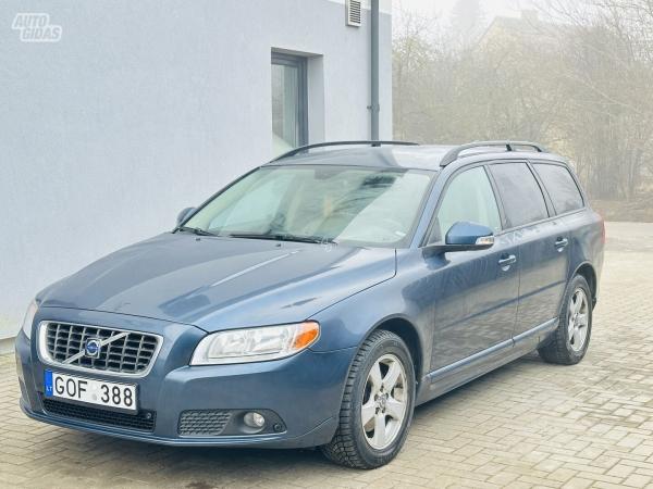 Blue Volvo V70 2009 in Siauliai, with an engine capacity of 2.00 L and mileage of 364 thousand km for 3750 €, photo 2 on AUTOMOTO.COM.LV