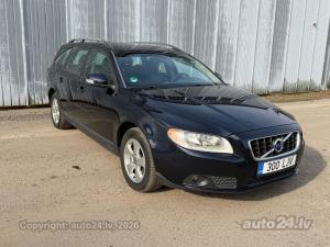 Blue Volvo V70 2009 in Paide, with an engine capacity of 2.00 L and mileage of 304 thousand km for 4990 €, photo 4 on AUTOMOTO.COM.LV