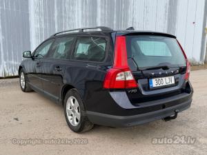 Blue Volvo V70 2009 in Paide, with an engine capacity of 2.00 L and mileage of 304 thousand km for 4990 €, photo 5 on AUTOMOTO.COM.LV