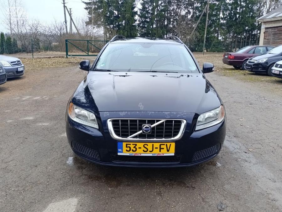 Blue Volvo V70 2009 in Sirvintos, with an engine capacity of 2.00 L and mileage of 274 thousand km for 3100 €, photo 3 on AUTOMOTO.COM.LV