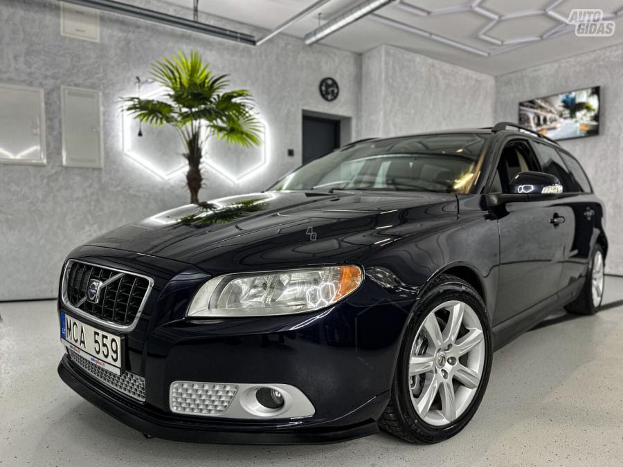 Zils Volvo V70 2009 Kauņa, ar dzinēja tilpumu 2.40 L un nobraukumu 334 tūkst. km par 3950 €, foto 3 vietnē AUTOMOTO.COM.LV