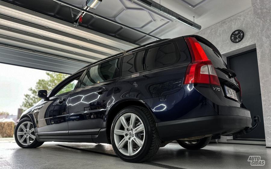 Zils Volvo V70 2009 Kauņa, ar dzinēja tilpumu 2.40 L un nobraukumu 334 tūkst. km par 3950 €, foto 12 vietnē AUTOMOTO.COM.LV