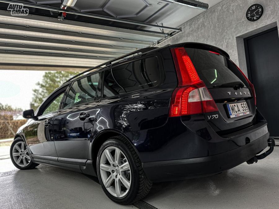 Zils Volvo V70 2009 Kauņa, ar dzinēja tilpumu 2.40 L un nobraukumu 334 tūkst. km par 3950 €, foto 18 vietnē AUTOMOTO.COM.LV