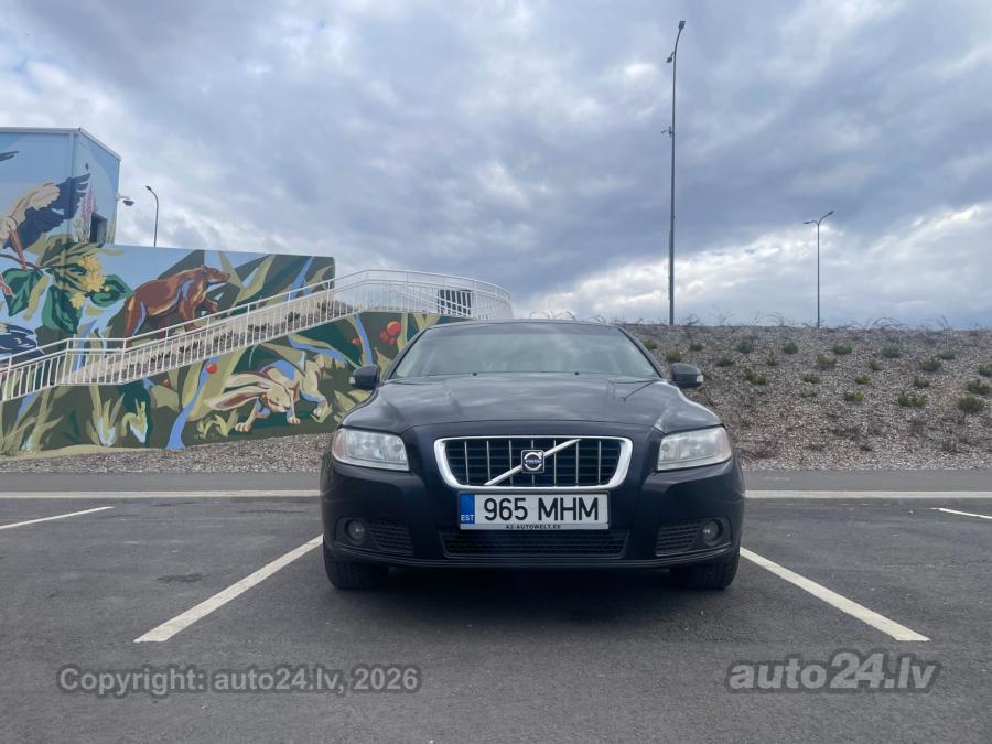 Zils Volvo V70 2009 Hāpsalu, ar dzinēja tilpumu 2.40 L un nobraukumu 366 tūkst. km par 3500 €, foto 4 vietnē AUTOMOTO.COM.LV