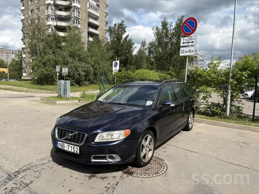 Zils Volvo V70 2009 Rīga, ar dzinēja tilpumu 2.40 L un nobraukumu 280 tūkst. km par 3500 €, foto 3 vietnē AUTOMOTO.COM.LV