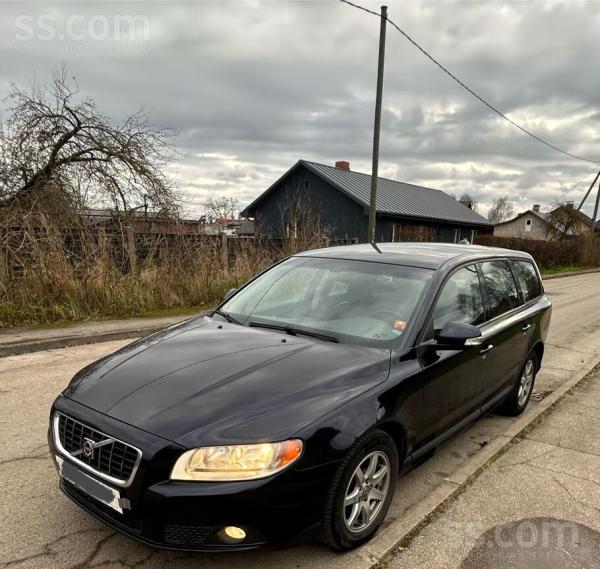 Zils Volvo V70 2009 Rīga, ar dzinēja tilpumu 2.00 L un nobraukumu 419 tūkst. km par 3600 €, foto 3 vietnē AUTOMOTO.COM.LV