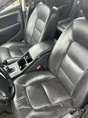 Zils Volvo V70 2009 Rīga, ar dzinēja tilpumu 2.00 L un nobraukumu 419 tūkst. km par 3600 €, foto 10 vietnē AUTOMOTO.COM.LV
