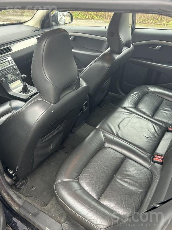 Zils Volvo V70 2009 Rīga, ar dzinēja tilpumu 2.00 L un nobraukumu 419 tūkst. km par 3600 €, foto 10 vietnē AUTOMOTO.COM.LV