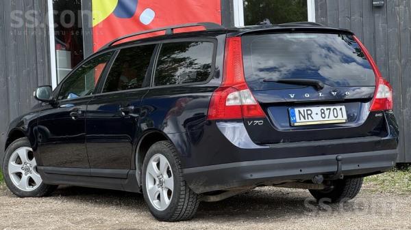 Zils Volvo V70 2009 Rīga, ar dzinēja tilpumu 2.40 L un nobraukumu 0 tūkst. km par 2150 €, foto 4 vietnē AUTOMOTO.COM.LV