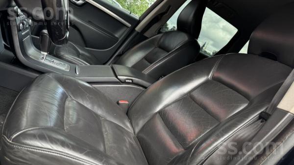 Zils Volvo V70 2009 Rīga, ar dzinēja tilpumu 2.40 L un nobraukumu 0 tūkst. km par 2150 €, foto 7 vietnē AUTOMOTO.COM.LV