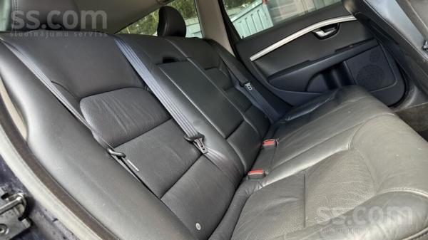 Zils Volvo V70 2009 Rīga, ar dzinēja tilpumu 2.40 L un nobraukumu 0 tūkst. km par 2150 €, foto 9 vietnē AUTOMOTO.COM.LV