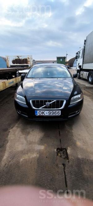 Zils Volvo V70 2009 Daugavpils, ar dzinēja tilpumu 2.40 L un nobraukumu 335 tūkst. km par 2750 €, foto  vietnē AUTOMOTO.COM.LV