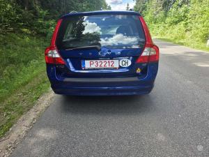 Синий Вольво В70 2009 в Вильнюс, объемом двигателя 2.40 л и пробегом 303 тыс. км за 5500 €, фото 8 на AUTOMOTO.COM.LV