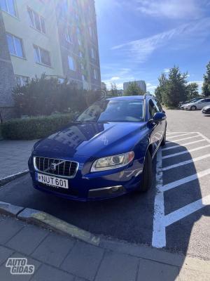 Zils Volvo V70 2009 Panevēža, ar dzinēja tilpumu 2.40 L un nobraukumu 315 tūkst. km par 5300 €, foto  vietnē AUTOMOTO.COM.LV