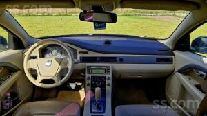 Blue Volvo V70 2009 in Riga, with an engine capacity of 2.40 L and mileage of 388 thousand km for 2900 €, photo 7 on AUTOMOTO.COM.LV