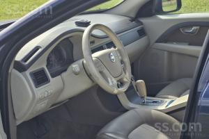 Blue Volvo V70 2009 in Riga, with an engine capacity of 2.40 L and mileage of 388 thousand km for 2900 €, photo 8 on AUTOMOTO.COM.LV