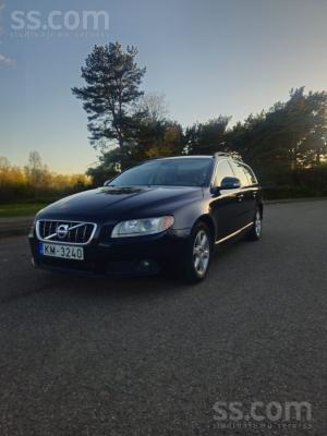 Zils Volvo V70 2009 Ventspils, ar dzinēja tilpumu 2.40 L un nobraukumu 382 tūkst. km par 3000 €, foto  vietnē AUTOMOTO.COM.LV