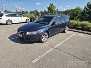 Blue Volvo V70 2009 in Ogre, with an engine capacity of 2.40 L and mileage of 308 thousand km for 3200 €, photo  on AUTOMOTO.COM.LV