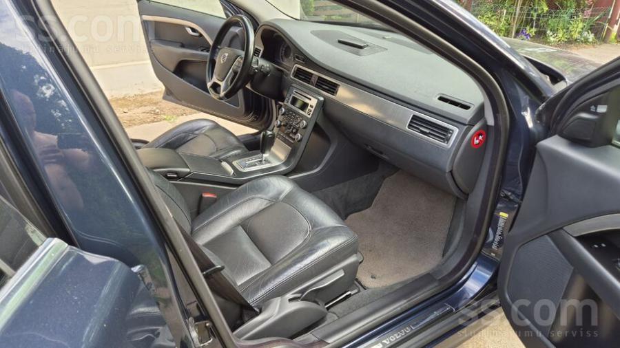 Zils Volvo V70 2009 Ogre, ar dzinēja tilpumu 2.40 L un nobraukumu 308 tūkst. km par 3200 €, foto 7 vietnē AUTOMOTO.COM.LV