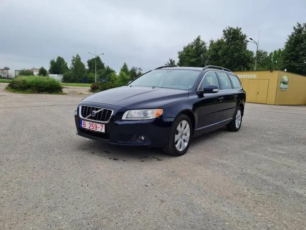 Blue Volvo V70 2009 in Ogre, with an engine capacity of 2.00 L and mileage of 191 thousand km for 5550 €, photo 1 on AUTOMOTO.COM.LV