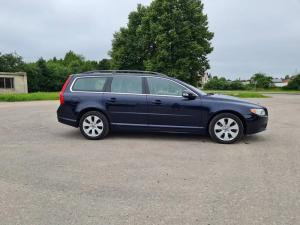 Blue Volvo V70 2009 in Ogre, with an engine capacity of 2.00 L and mileage of 191 thousand km for 5550 €, photo 5 on AUTOMOTO.COM.LV