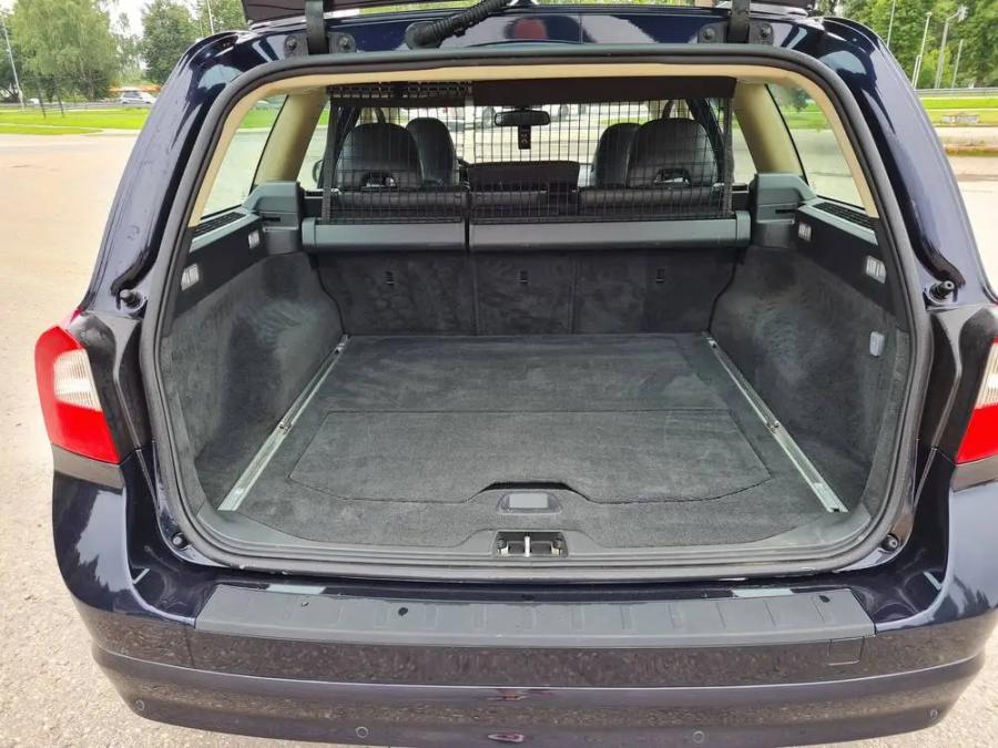 Blue Volvo V70 2009 in Ogre, with an engine capacity of 2.00 L and mileage of 191 thousand km for 5550 €, photo 19 on AUTOMOTO.COM.LV