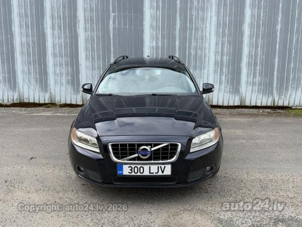 Zils Volvo V70 2009 Paide, ar dzinēja tilpumu 2.00 L un nobraukumu 305 tūkst. km par 4990 €, foto 3 vietnē AUTOMOTO.COM.LV