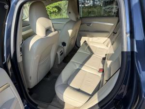 Blue Volvo V70 2009 in Marijampole, with an engine capacity of 2.40 L and mileage of 301 thousand km for 3950 €, photo 19 on AUTOMOTO.COM.LV