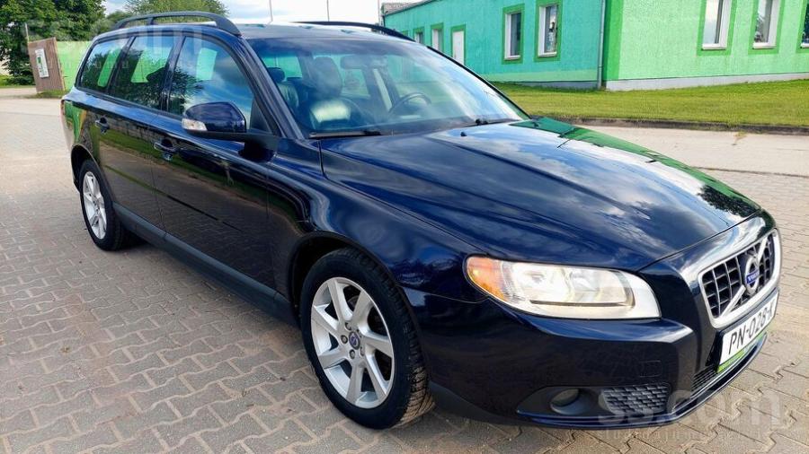 Blue Volvo V70 2009 in Balvi, with an engine capacity of 2.40 L and mileage of 0 thousand km for 3900 €, photo 3 on AUTOMOTO.COM.LV