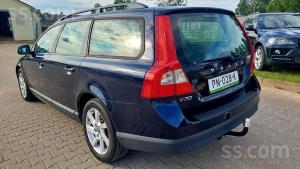 Blue Volvo V70 2009 in Balvi, with an engine capacity of 2.40 L and mileage of 0 thousand km for 3900 €, photo 5 on AUTOMOTO.COM.LV