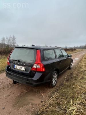 Zils Volvo V70 2009 Rīga, ar dzinēja tilpumu 2.00 L un nobraukumu 420 tūkst. km par 3600 €, foto 6 vietnē AUTOMOTO.COM.LV
