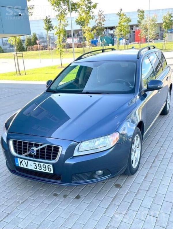 Синий Вольво В70 2009 в Рига, объемом двигателя 2.40 л и пробегом 351 тыс. км за 4200 €, фото 5 на AUTOMOTO.COM.LV