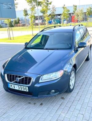 Blue Volvo V70 2009 in Riga, with an engine capacity of 2.40 L and mileage of 351 thousand km for 4200 €, photo 5 on AUTOMOTO.COM.LV