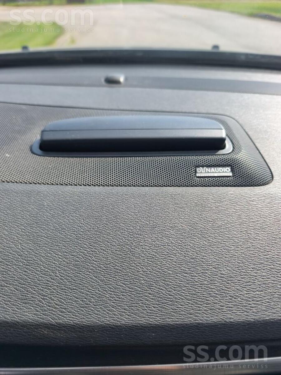Zils Volvo V70 2009 Saldus, ar dzinēja tilpumu 2.40 L un nobraukumu 423 tūkst. km par 3400 €, foto 4 vietnē AUTOMOTO.COM.LV