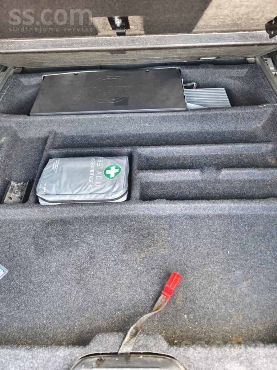 Zils Volvo V70 2009 Saldus, ar dzinēja tilpumu 2.40 L un nobraukumu 423 tūkst. km par 3400 €, foto 8 vietnē AUTOMOTO.COM.LV
