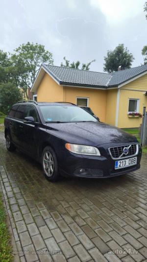 Zils Volvo V70 2009 Tallina, ar dzinēja tilpumu 2.00 L un nobraukumu 380 tūkst. km par 4500 €, foto 3 vietnē AUTOMOTO.COM.LV